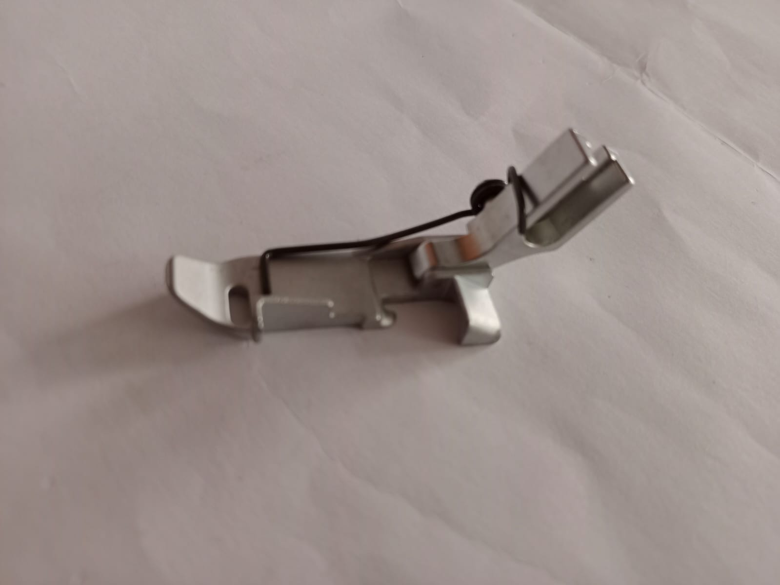 376811# Overlock Pressure Foot - ALYAKADHA